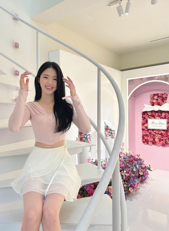 [SNS: Show N Style] 발레코어룩 코디공식② 소녀의 로망, '발레 스커트'