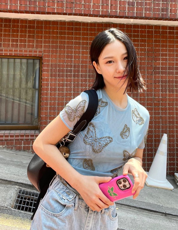 [SNS: Show N Style] 현명한 노출 코디공식① 투명한 매력 ‘시스루’