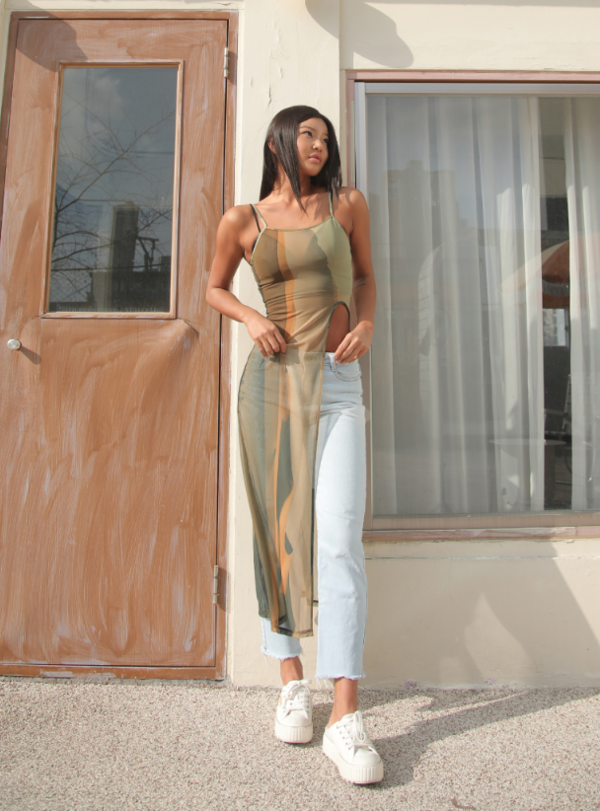 데저트 롱 메쉬 드레스 / 사진=노티초코(NAUGHTY CHOCO)